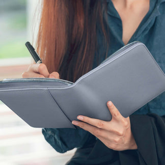 Luxury A5 Diary Cover I A5 Full-Zip Cover with Pockets - Boxclever Press